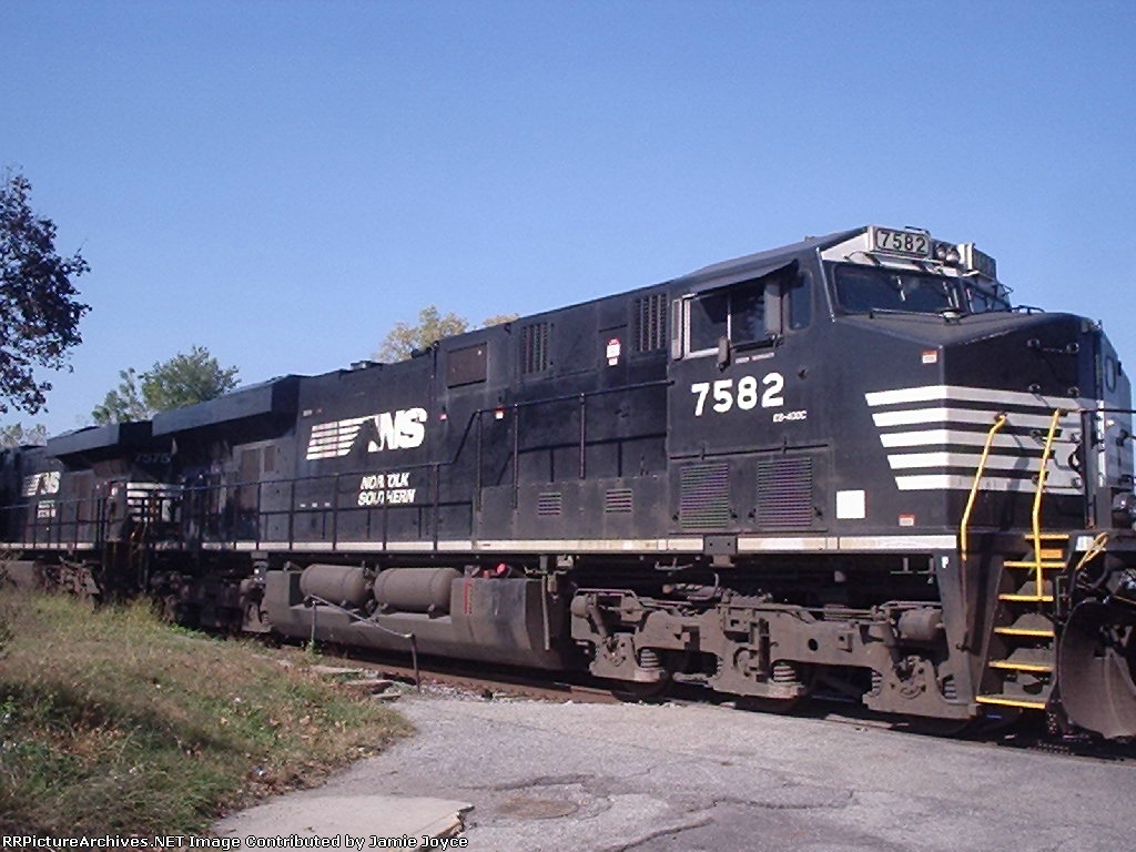 NS 7582